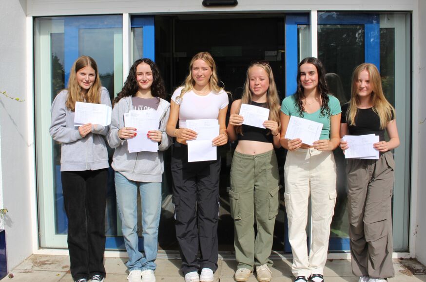 Well done to all our Year 11s - News - The Hurst School